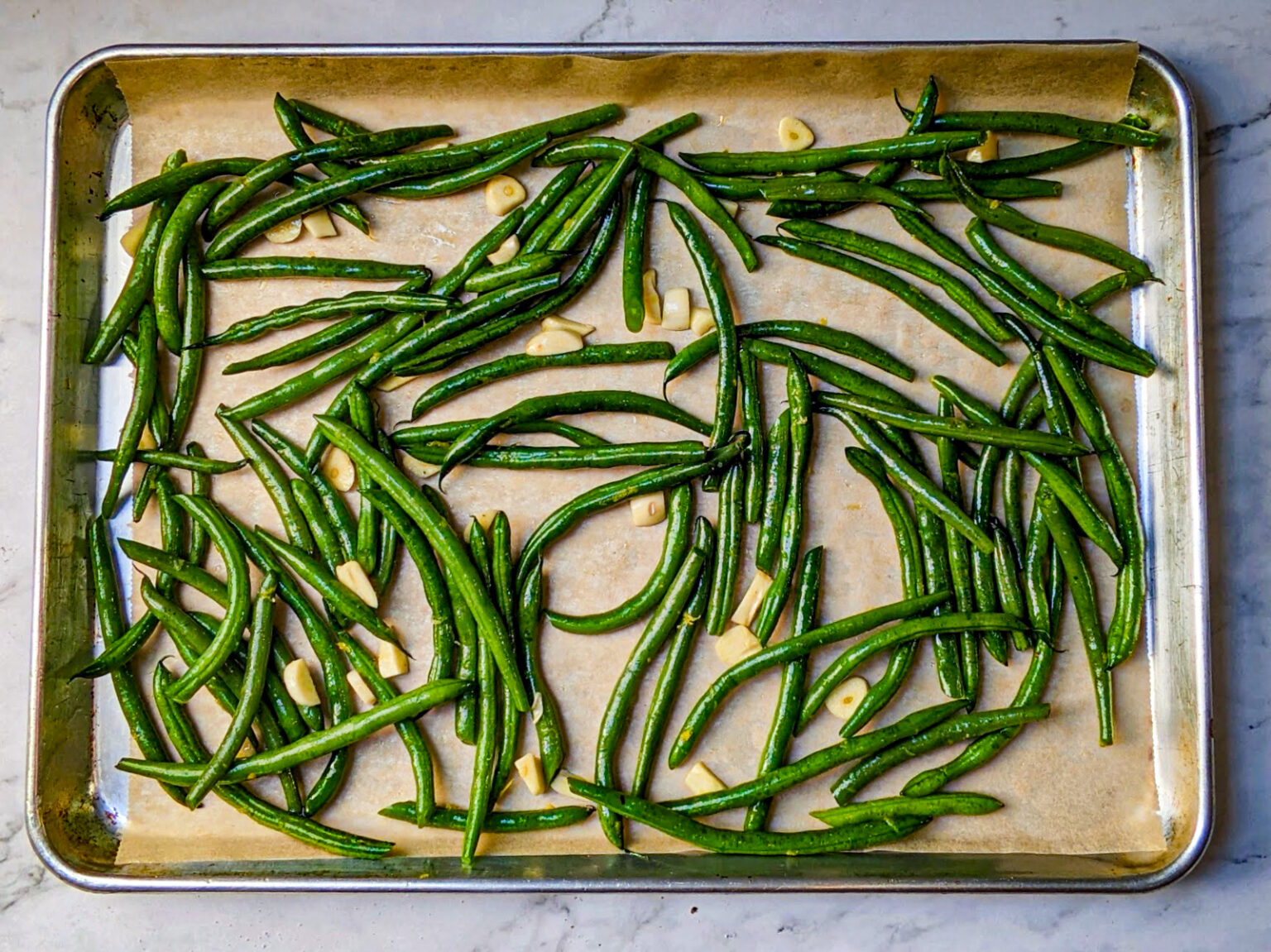 Roasted Green Beans with Garlic and Lemon • Feed the Mail